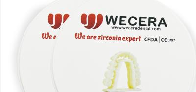 Cina Materiale dentale in zirconia a più strati di 1200 Mpa 98*18mm Super alta traslucidità in vendita