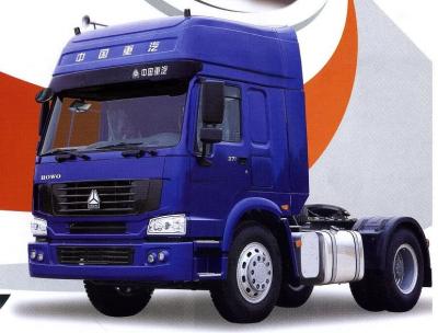 China New Products SINOTRUK HOWO 4x2 Tractor Truck for sale