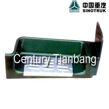 China SINOTRUK HOWO Truck Cabin Parts AZ1642240031 Left Step Bow Bottom for sale