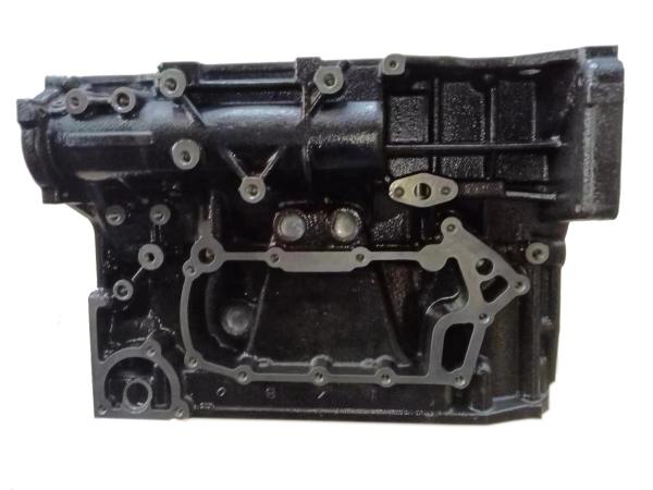 Quality DOHC 16V Diesel Engine Block D4CB Cast Iron Engine Body 2.5L for sale