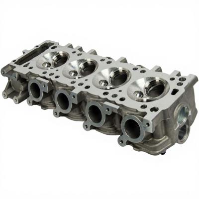 China For Mitsubishi 4G54 Engine Cylinder Head Assembly 2.6L Complete Replacement Auto Spare Parts for sale