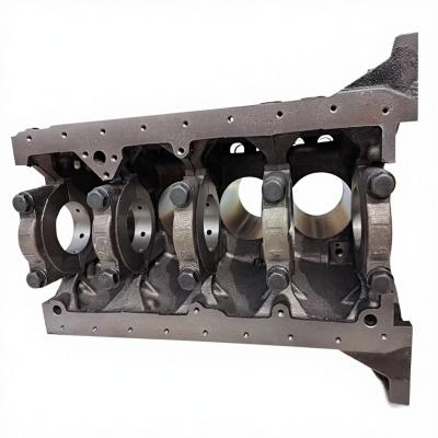 China Engine Cylinder Head for Nissan TD27 Diesel Engine Patrol Pickup Van Iron Type Replacement Parts for sale