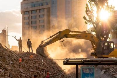 China Emergency Mechanical Demolition Contractors London Full Range Services for sale