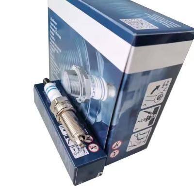 China Sistema de ignición de iridio láser de alta calidad 0 242 135 509 YR7MP33 Bujia bujío nueva condición tipo de combustible de gasolina para automóviles en venta