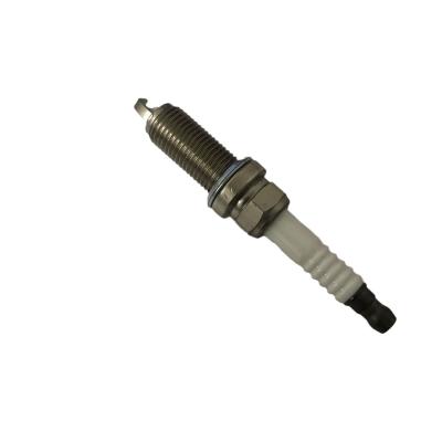 Cina China Power Auto Iridium Spark Plug 90919-01253 SC20HR11 Ricambi per accensione in platino per Prius Rush Ex Hilux Benzina in vendita