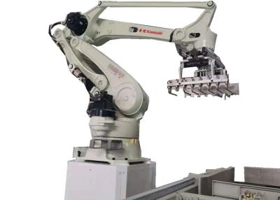China Liquore di Kawasaki Robotic Arm Palletizer For della barriera di sicurezza for sale