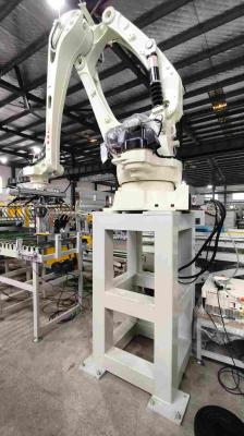China 2.5m Ultra-High Bag Palletizing Solution with Robotic Riser Pedestal Palletizing Robot for sale