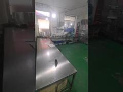 Um canto de uma linha de montagem no chão da fábrica