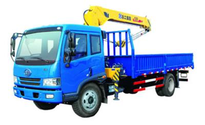 China Telescopic Boom Truck Crane 6300kg For Safety Transportation for sale