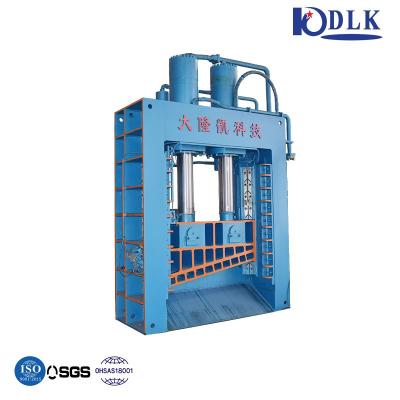 China Cutting Scrap Steel Gantry Cutting Machine At 50Hz Frequency for sale
