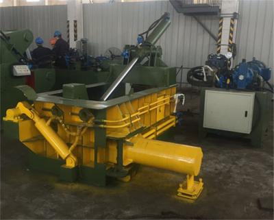 China De Hydraulische Hooipers van de hoge snelheidsauto/het Schroot van het Afvalmetaal het In balen verpakken Machine Te koop
