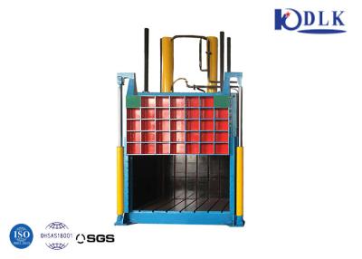 中国 油圧半自動4kw縦の梱包機機械 販売のため