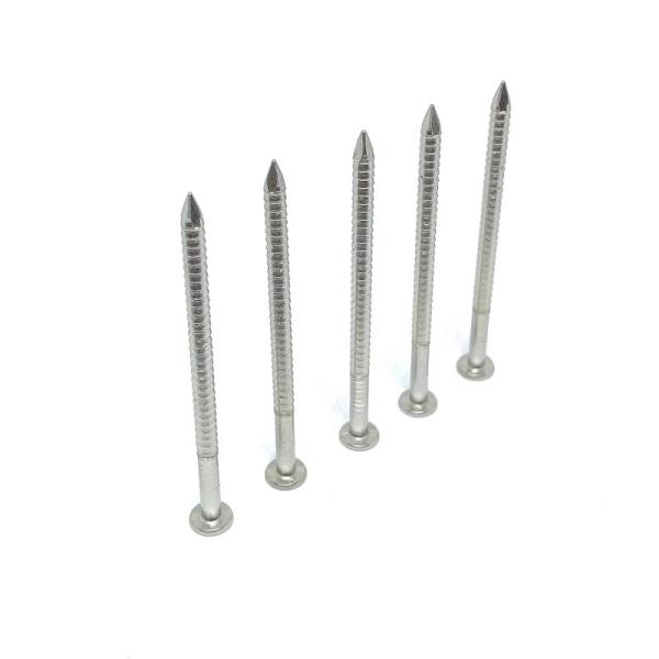 Cabeza de acero inoxidable Ring Shank Nails For Roofing del Decking 3.15X30M M