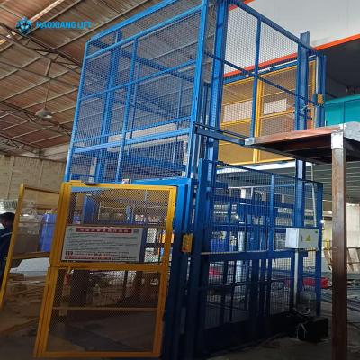 中国 500kg～20,000kg 油圧ガイドレールリフト 多層倉庫在庫移動 販売のため