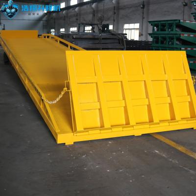 China Mobile Reinforced Steel Portable Loading Dock Ramps Yard 10M for sale