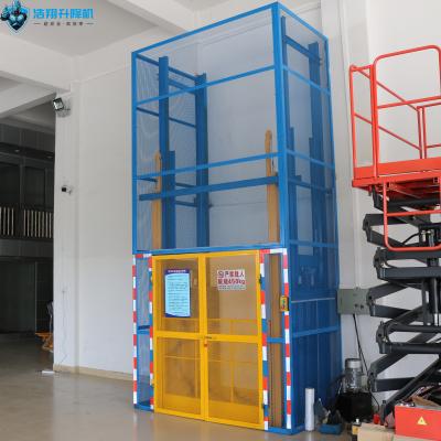 Cina Ascensore di carico - piattaforma idraulica per il trasporto di merci a 3000 kg per ascensori verticali di magazzino in vendita