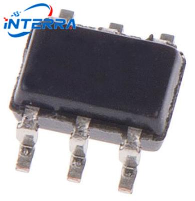 China ON halfgeleider Schmitt Inverter IC chip 2CH 2-INP SC88 NC7WZ14P6X Te koop