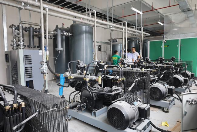 screw air compressor