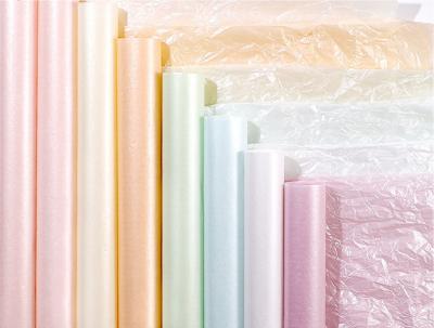 Cina Carta lussuosa di Wrapping Paper With del fiorista e materia plastica in molte progettazioni in vendita