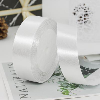 China Het Satijnlint van de gift Verpakkend Polyester voor van de de Vakantiegift van de Bloemverpakking de Dooslint Te koop