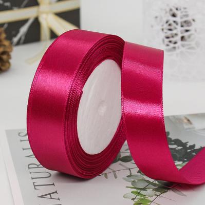 China Het Satijnlint van de gift Verpakkend Polyester voor van de de Vakantiegift van de Bloemverpakking de Dooslint Te koop