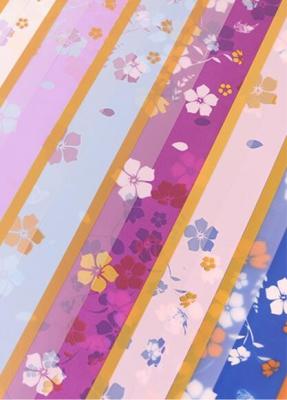 Cina Imballaggio carta stampato fiori lucidi con un materiale di colore solido sopra il bordo in vendita