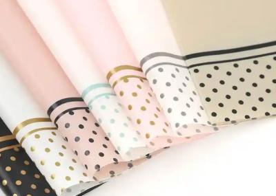 Cina Carta Hansu Wave Dot Border Rose Bouquet Carta di avvolgimento Traslucida Impermeabile in vendita