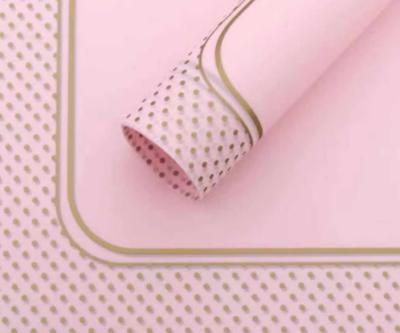 Cina Carta Hansu Wave Dot Border Rose Bouquet Carta di avvolgimento Traslucida Impermeabile in vendita