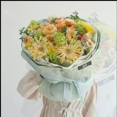 China 70-80gsm PP Plastic Film Flower Bouquet Wrapping Paper with Solid Color Printing for sale