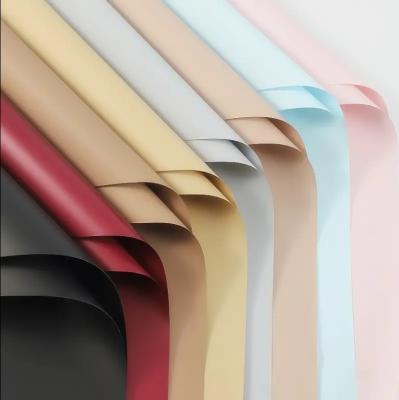 Cina Carta di avvolgimento floreale artigianale personalizzata per imballaggi spessi e semplici in vendita