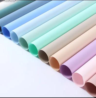 Cina Soluzione di imballaggio di fiori foglio di carta impermeabile con involucro di cellophane di plastica solida in vendita
