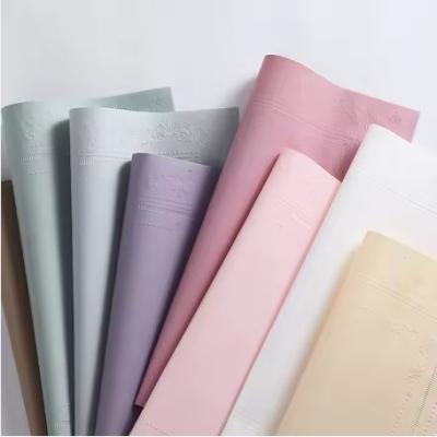 Cina Carta di stampa 3D di arte della polpa mista carta di avvolgimento di fiori per avvolgimento di bouquet colorati in vendita