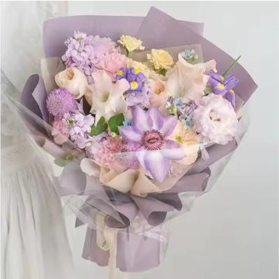 Cina Carta di stampa 3D di arte della polpa mista carta di avvolgimento di fiori per avvolgimento di bouquet colorati in vendita