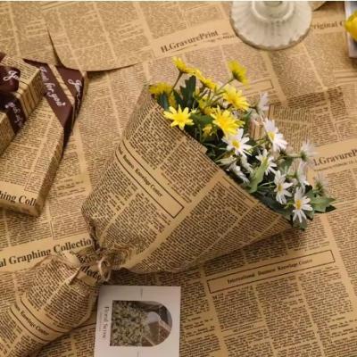Cina Carta di avvolgimento a fiore resistente all'acqua Carta Kraft Disegno giornaliero Molti colori 50g in vendita