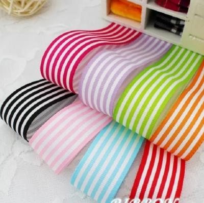 China Decoratie Stripe Grosgrain Ribbon Printed Gift Wrap Ribbon voor feestelijke versieringen Te koop