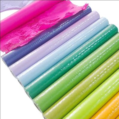 Cina Rollo di carta kraft colorato biodegradabile per imballaggi di fiori personalizzati in vendita