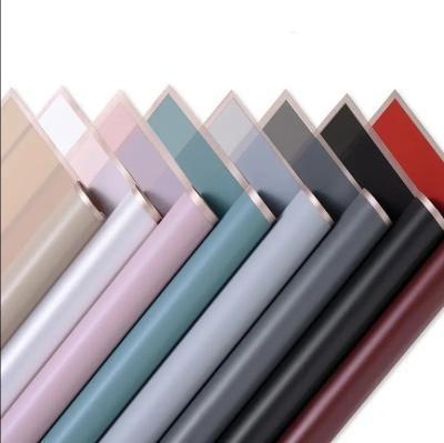 China Fábrica de papel de parede preço direto 2024 Venda Quente Golden Edge Flor Papel de embrulho Bouquet Florista presente Papel de embalagem à venda