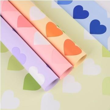 Cina Carta di imballaggio impermeabile per bouquet di rose in colori d'amore al neon in vendita