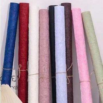 China Papel de embrulho de flores de padrão de pedra feito à mão Papel de revestimento de textura de papel plissado Papel de flores de bricolage Buquete de embalagem 56 * 56cm à venda