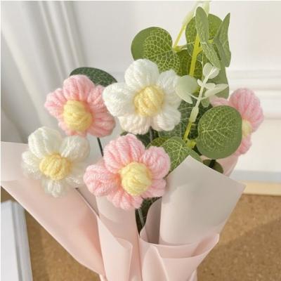 Cina Giorno delle Donne Regalo Giorno della Dea Fiore Plush Portatile Abbraccio Scafo Fiore Fiore Tessuto a Mano Bouquet in Colori Multiplici in vendita