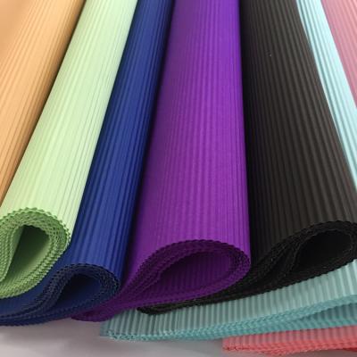 Cina Carta di avvolgimento a fiore a colori solidi 60*30*3 cm Dimensione per il confezionamento del mazzo in vendita