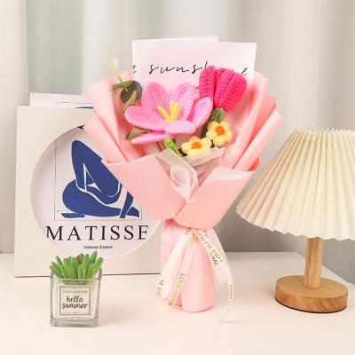 China Sunflower and Rose Handmade Knitted Yarn Flower Bouquet Perfect Gift for Valentine's Day Women's Day and Mother's Day for sale
