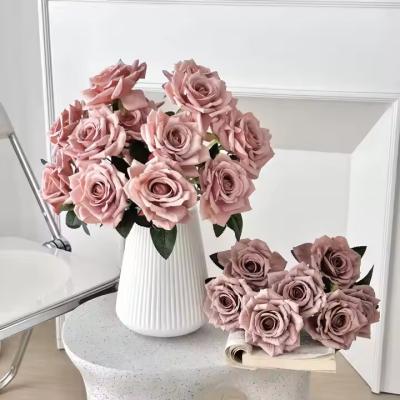 China Artificial silk rose bouquet wedding decoration for sale