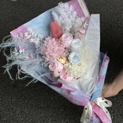 Cina Carta di tessitura in pietra lavata con inchiostro, carta da avvolgimento per bouquet di fiori, imballaggi per opere d'arte floreali a gradiente, materiali di carta da avvolgimento per fiori in vendita