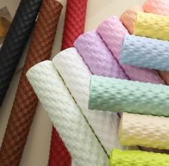 Cina Carta di confezione a base di creme, carta tridimensionale, carta impermeabile e carta di imballaggio a base di fiori spessita in vendita