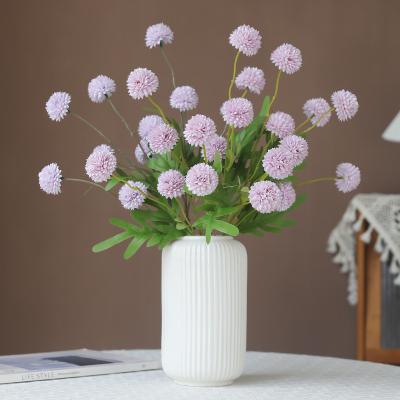 China Simulatie 5 Lente Paardebloem Bal Chrysanthemum Fake Bloemen Huis Bruiloft Decoratie Requisiten Decoratie Ornamenten Geavanceerde aanrakende boeket creatie for sale