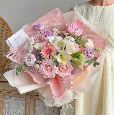 China Populair waterdicht pleisterpapier, honingraatpapier, bloemenverpakkingen, netkunstpapier, bloemenverpakkingen, boeketvoeringen, geschenkpapier Te koop