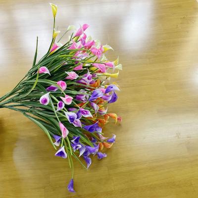 China Calla lily artificial flower plastic bud grass cloth flower manufacturer artificial flower artificial plant aquatic plant for sale