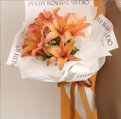 China Engels traanbestendig papier, verpakkingspapier voor bloemenvoeringen, bloemenwinkelbenodigdheden, bloemenarrangementen, boeketverpakkingen, sneeuwdoekpapier Te koop
