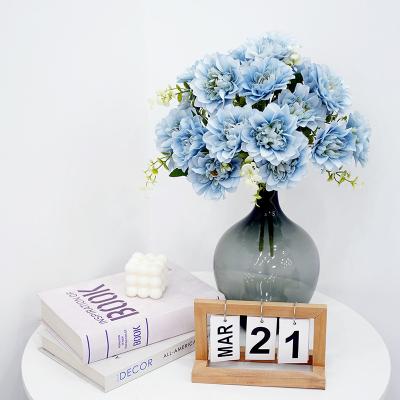 Cina 5 fiori di seta artificiali di peonia e crisantemo, fiori artificiali di peonia, bouquet a mano, composizioni floreali di nozze, ornamenti floreali per la decorazione del tavolo in vendita